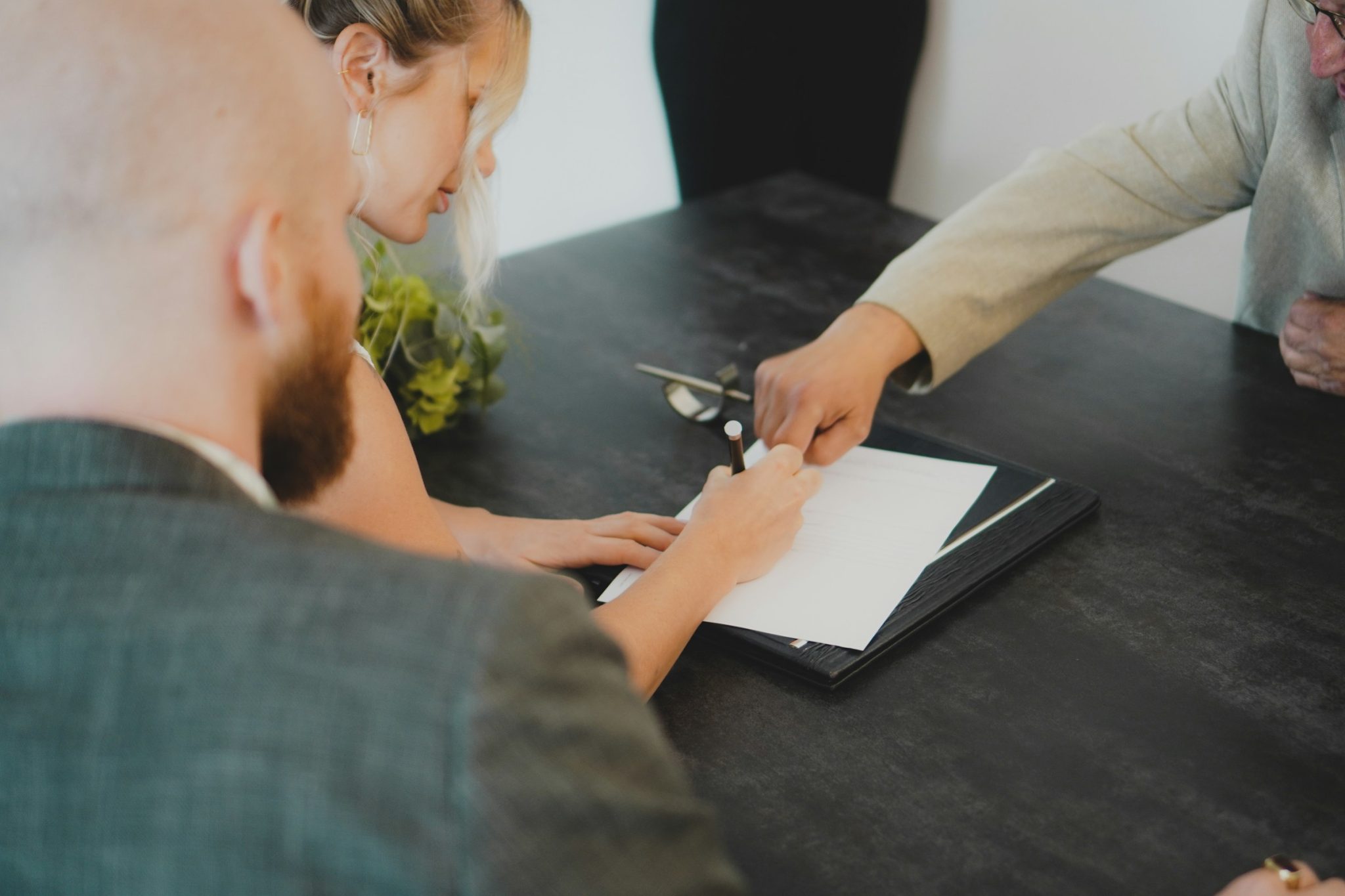 Management Buyout (MBO): What It Is, How It Works - Avante Partners